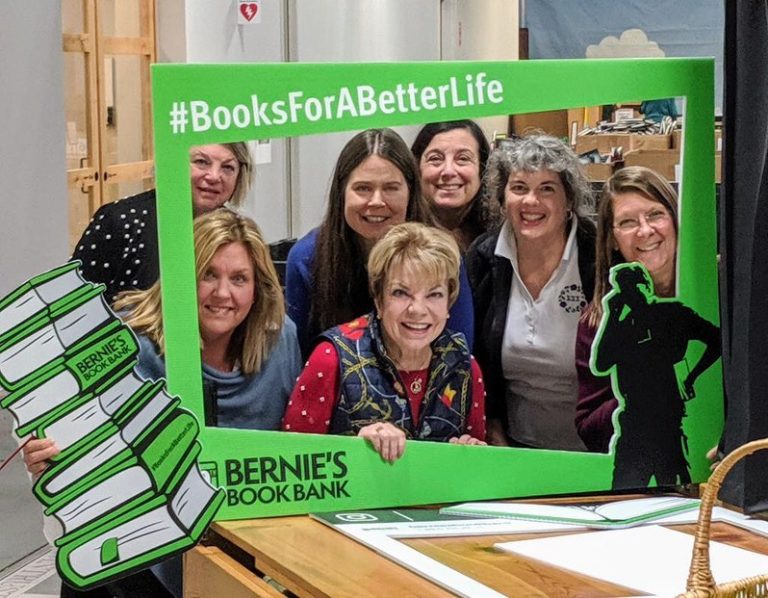 Why You Should Join An Alumnae Chapter - TheSororityLife.com